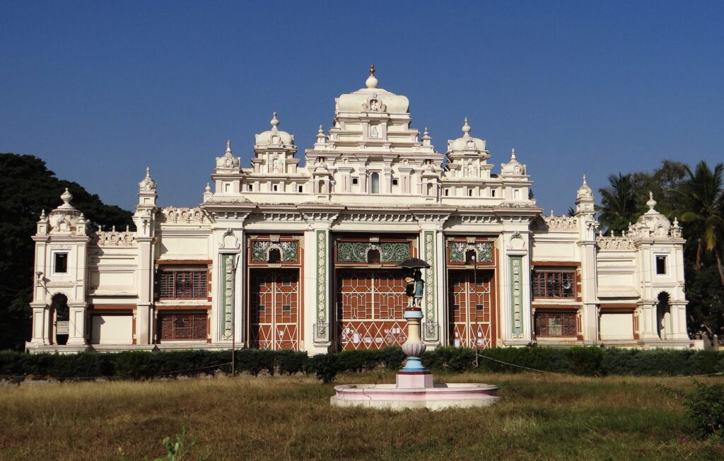 JAGAN MOHAN PALACE - TriptoMysore